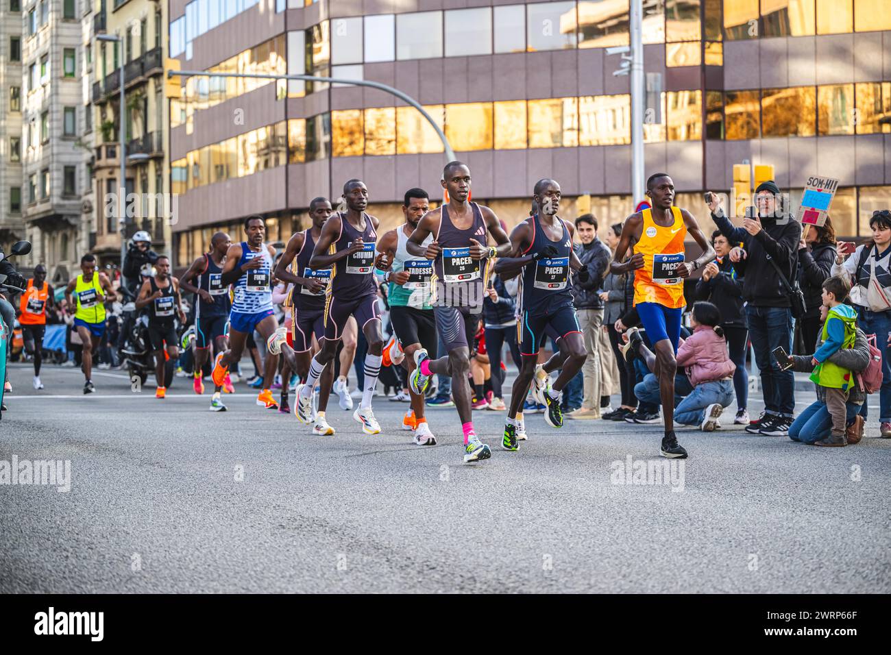 Runners in the barcelona marathon in 2024 hi-res stock photography and ...
