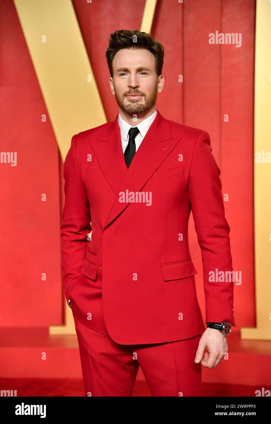 Chris Evans arrives at the Vanity Fair Oscar Party on Sunday, March 10 ...