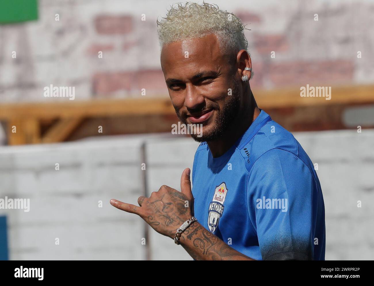 FILE - Brazilian soccer player Neymar flashes fans the Hawaiian "shaka ...