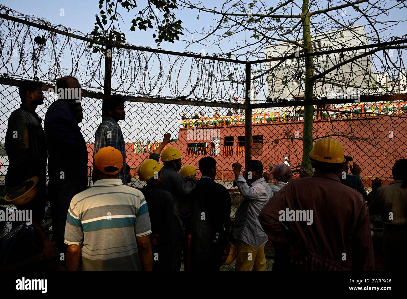 Ins akshay hi-res stock photography and images - Alamy