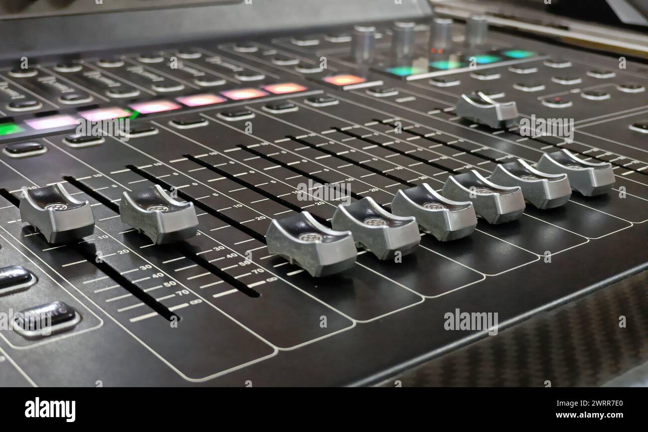 Professional dj mixer hi-res stock photography and images - Alamy