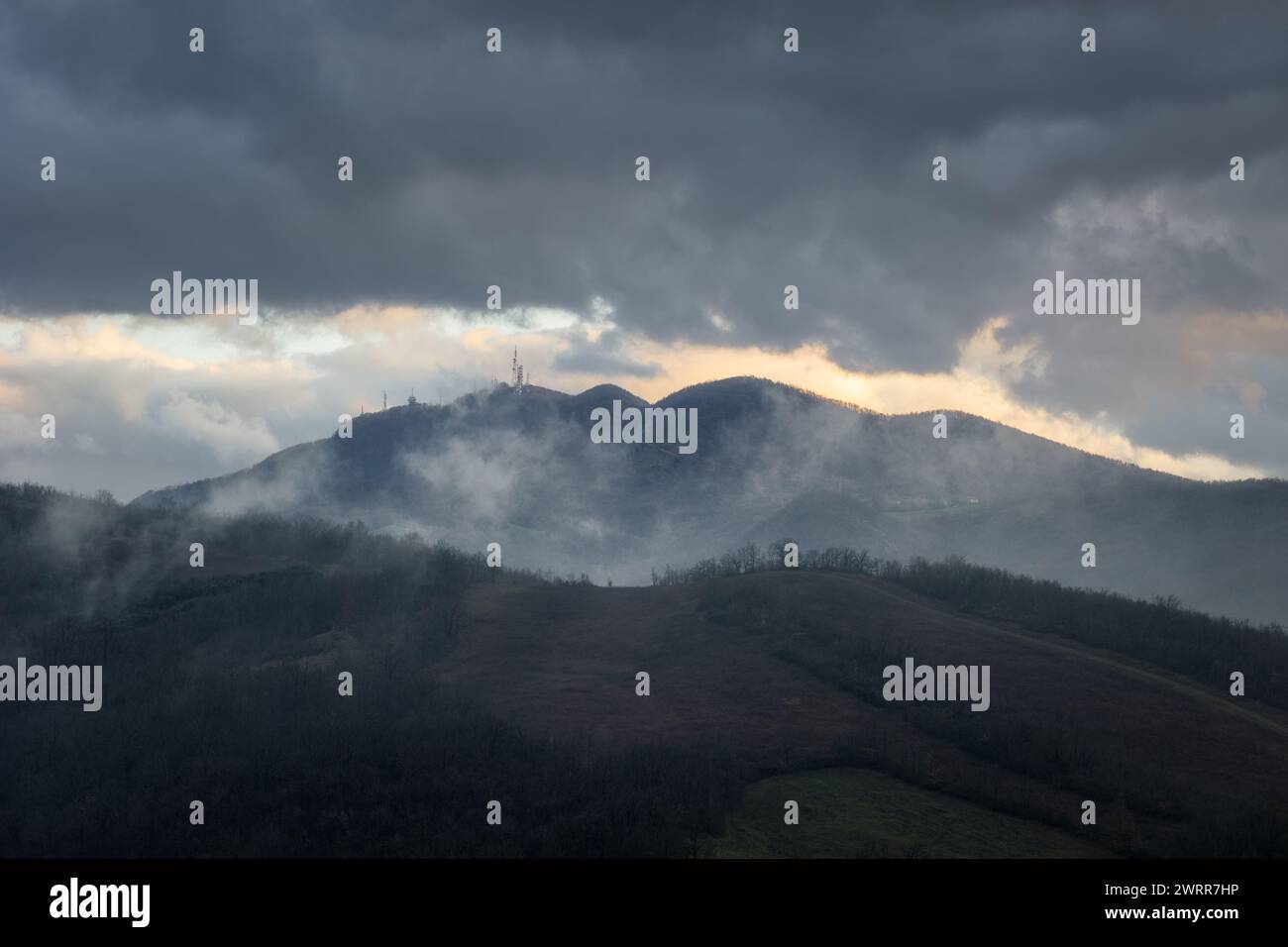 Nube impressionante hi-res stock photography and images - Alamy