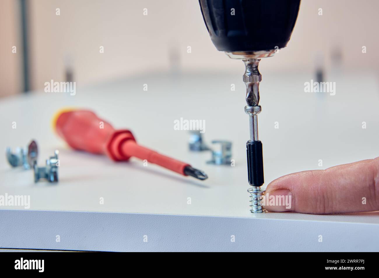 Furniture connector fitting, connecting dowel for cam lock nut ...