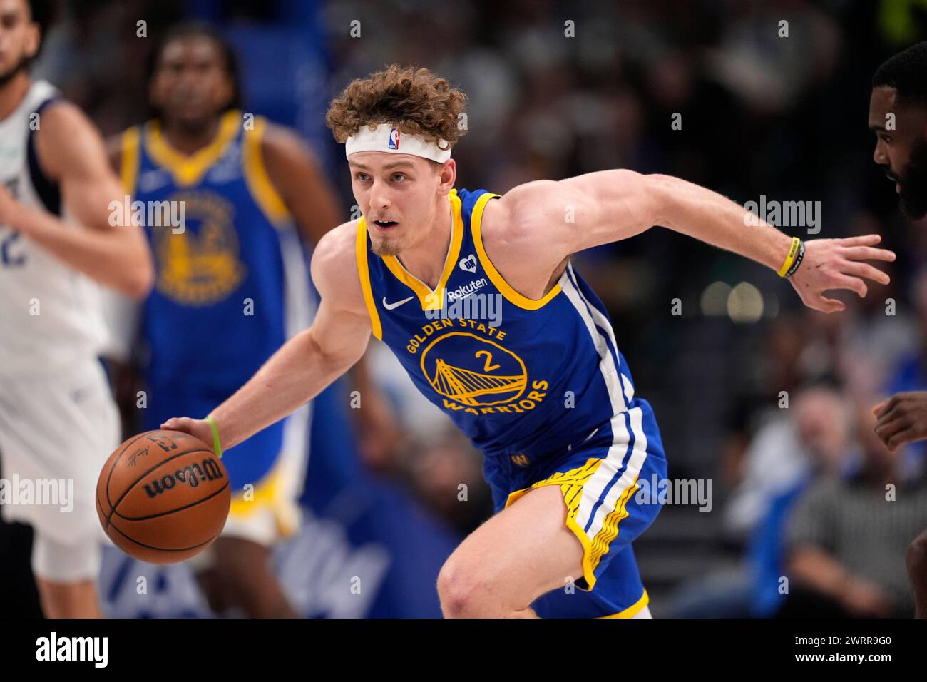 Golden State Warriors' Brandin Podziemski (2) drives up court during an ...