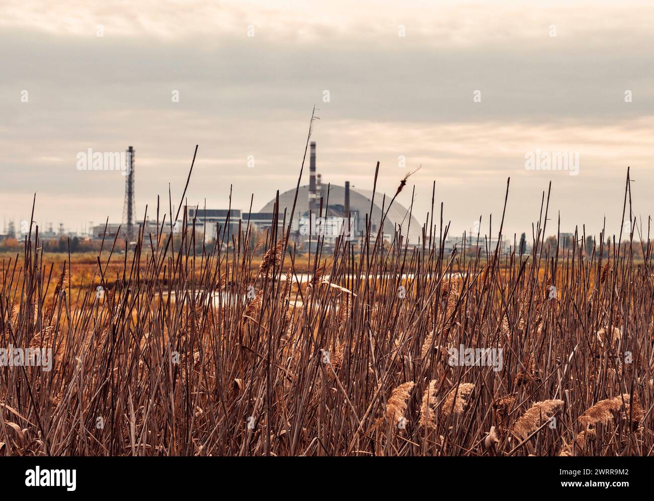 Chornobyl Nuclear Power Plant (ChNPP) New Safe Confinement (NSC Stock ...