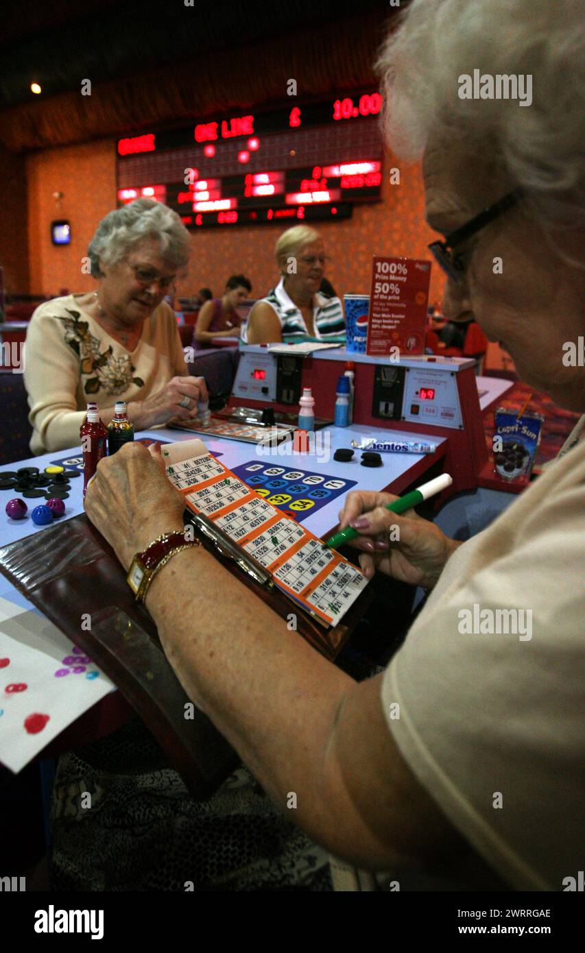 Bingo caller uk hi-res stock photography and images - Alamy