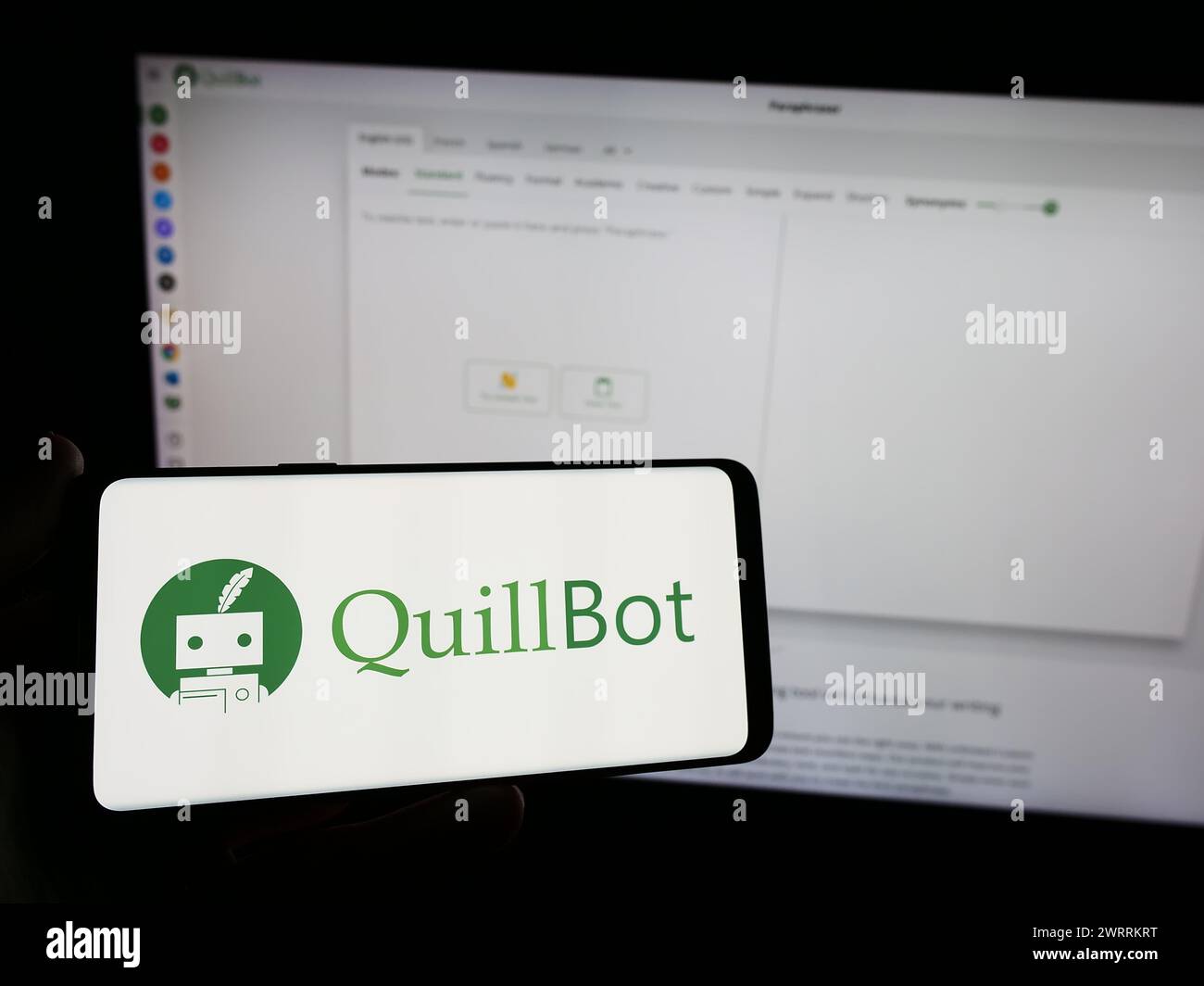 Quillbot logo hi-res stock photography and images - Alamy