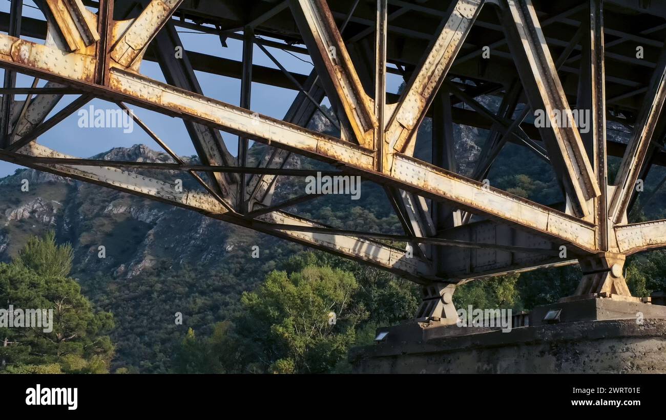 Load-bearing structures of Older Iron Princess Jorjoliani Bridge ...