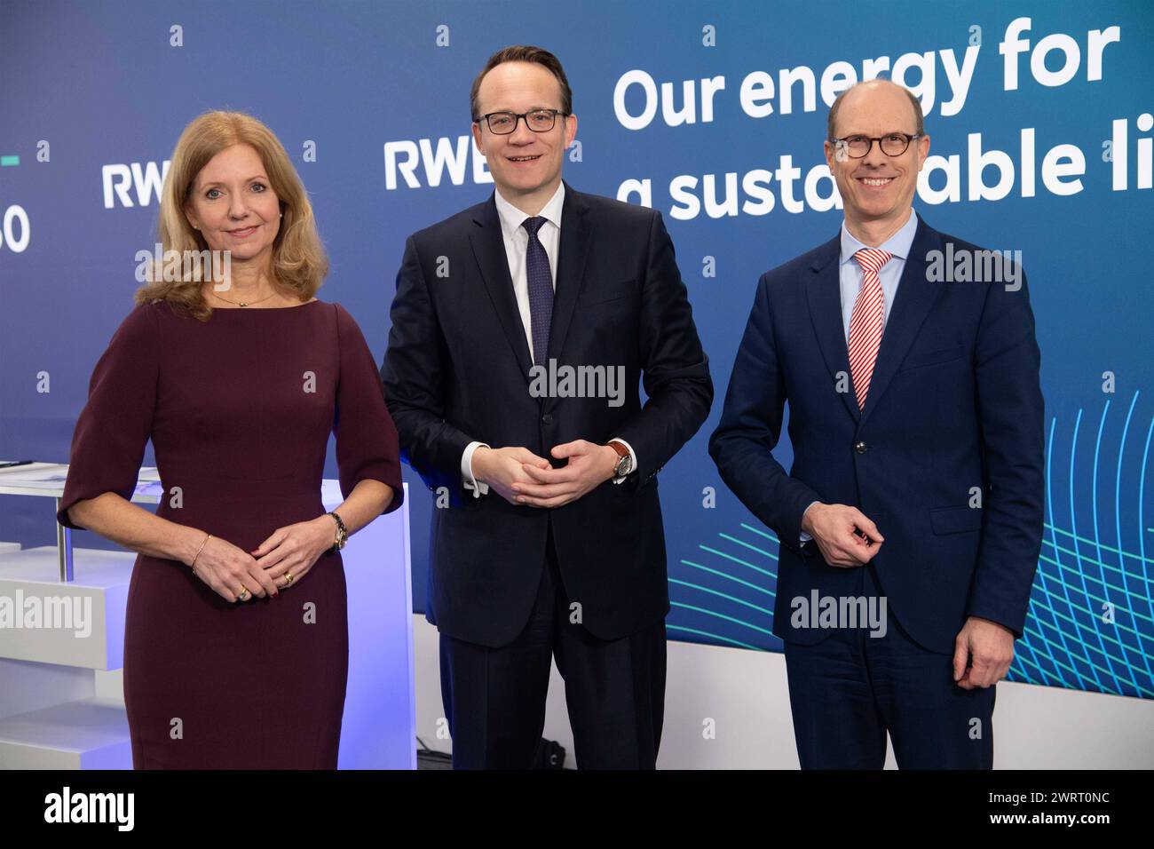 v.l. Katja van DOREN, Vorstandsmitglied, Personalvorstand ...