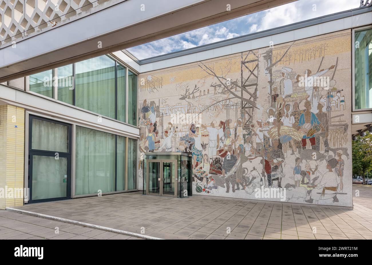 Cafe Moskau, Karl-Marx-Allee, East Berlin, Germany Stock Photo - Alamy