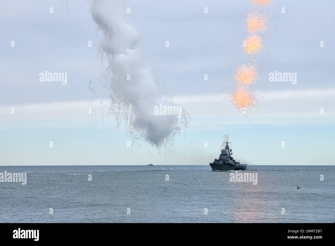 Russian missiles ship hi-res stock photography and images - Alamy
