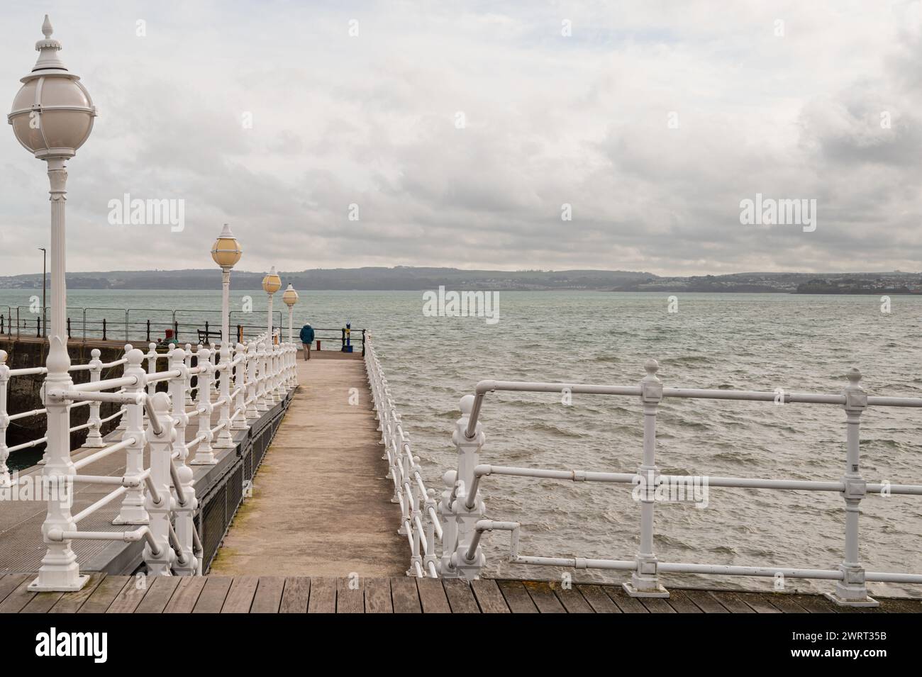 Torquay Princess Pier boardwalk on a cloudy day in early spring. Devon ...