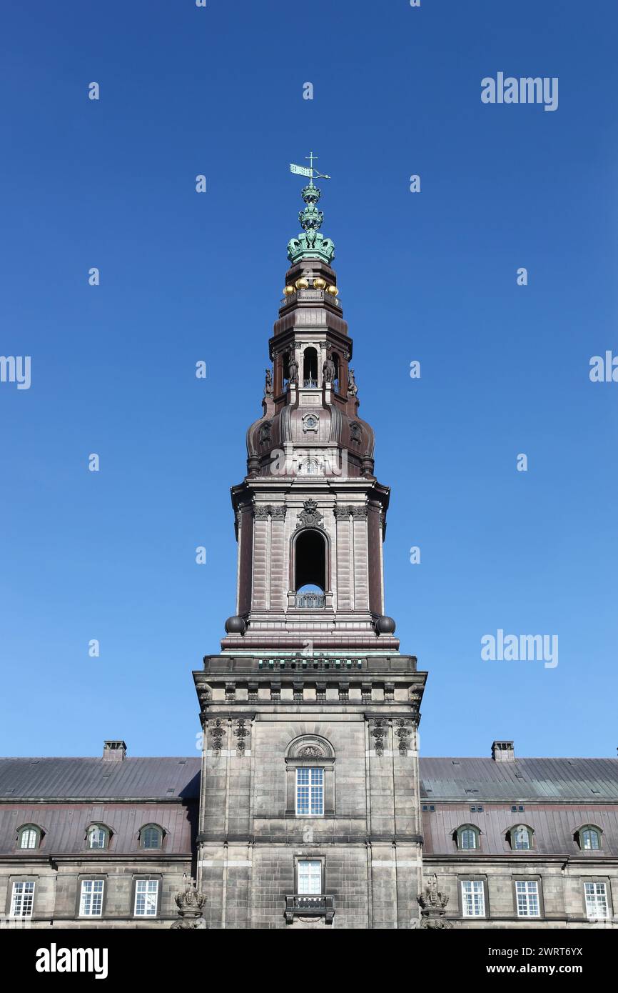 Danish parliament building hi-res stock photography and images - Alamy