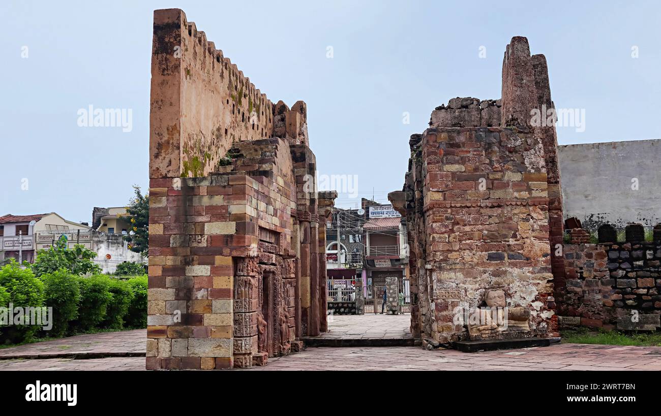 Carved Entrance of Ratanpur Fort, Ratanpur, Bilaspur, Chhattisgarh ...