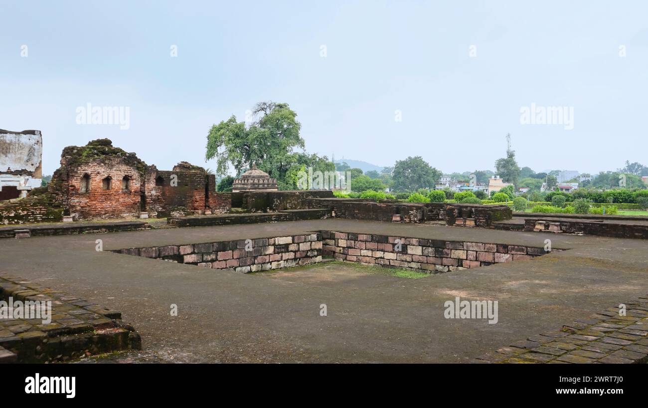 Ruined Fortress of Ratanpur Fort, Ratanpur, Bilaspur, Chhattisgarh ...