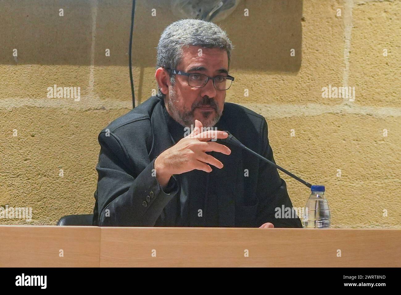 The delegate of Administration and Patrimony of the Cathedral Chapter ...