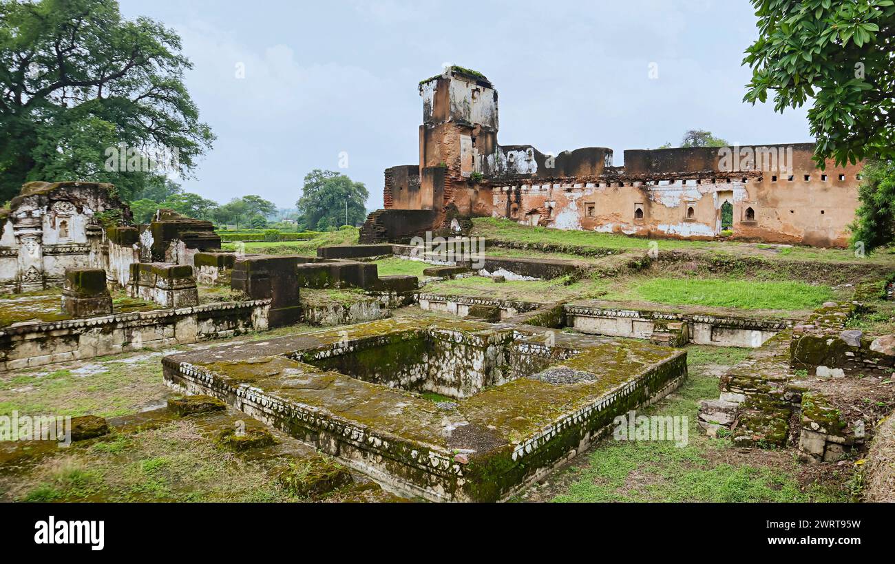 Kalchuri dynasty hi-res stock photography and images - Alamy