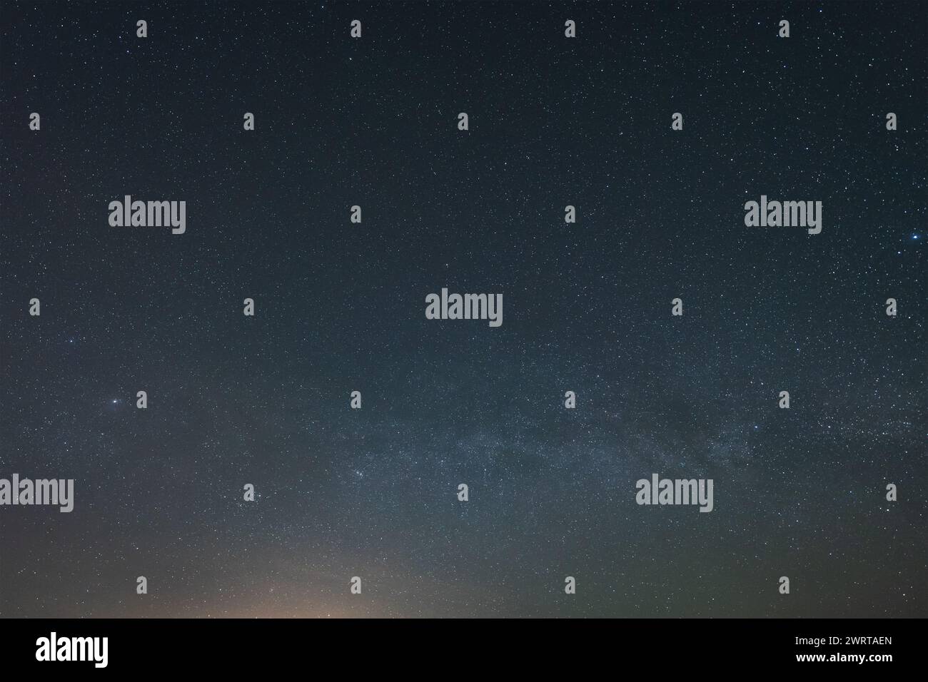 Astrophotography with a wide-angle lens, the milky way and a clear sky ...