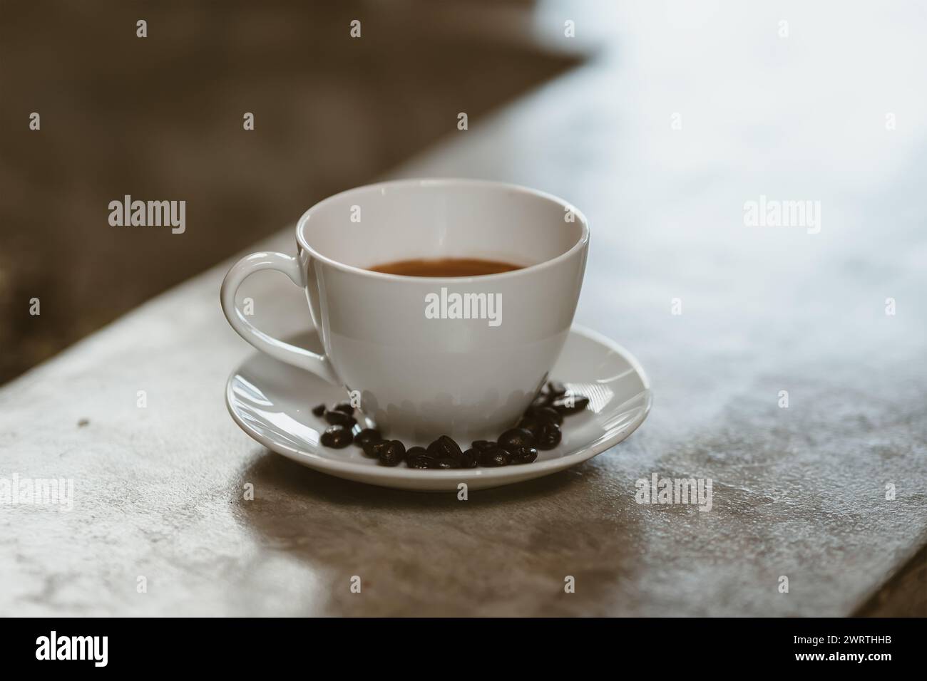coffee cup on counter bar at coffee shop Stock Photo - Alamy
