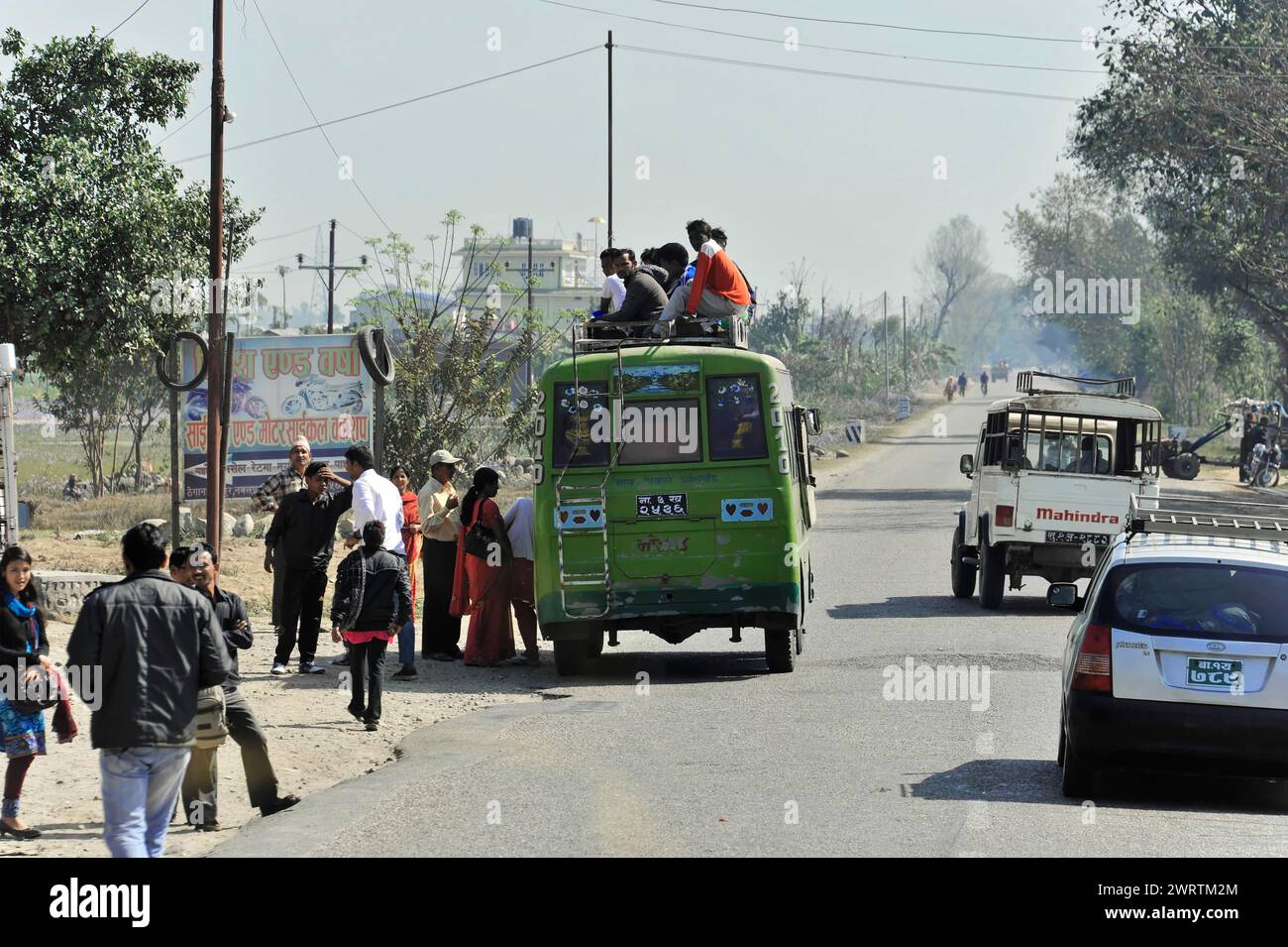 Nepal taxi many people hi-res stock photography and images - Alamy