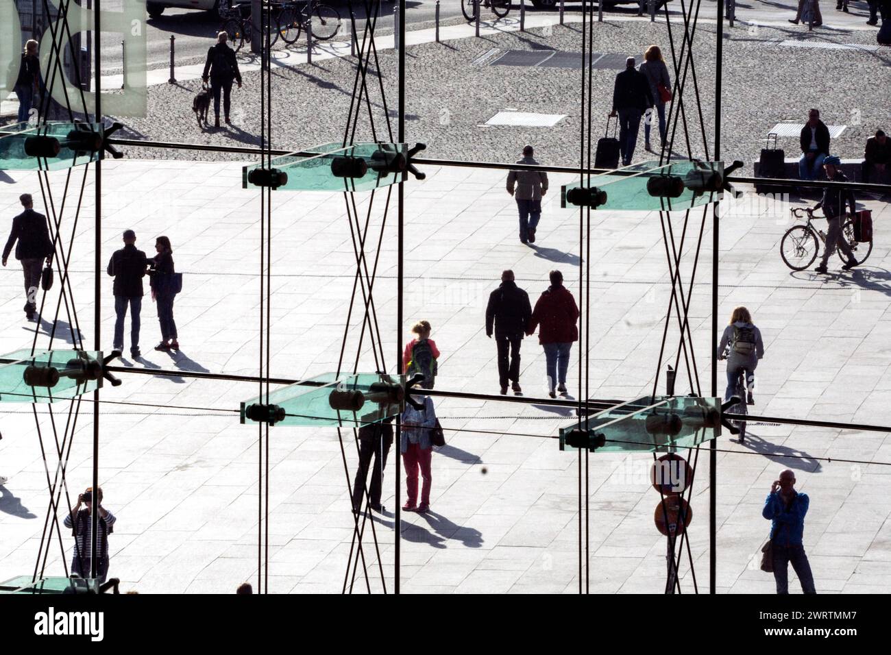 People at Berlin Central Station, 26/09/2016 Stock Photo - Alamy