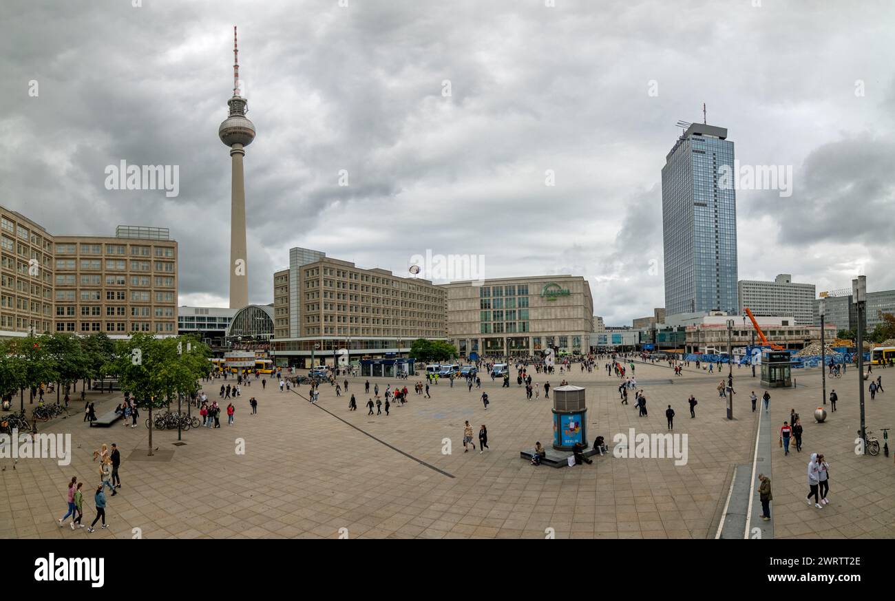 Alexanderplatz, East Berlin, Germany Stock Photo - Alamy