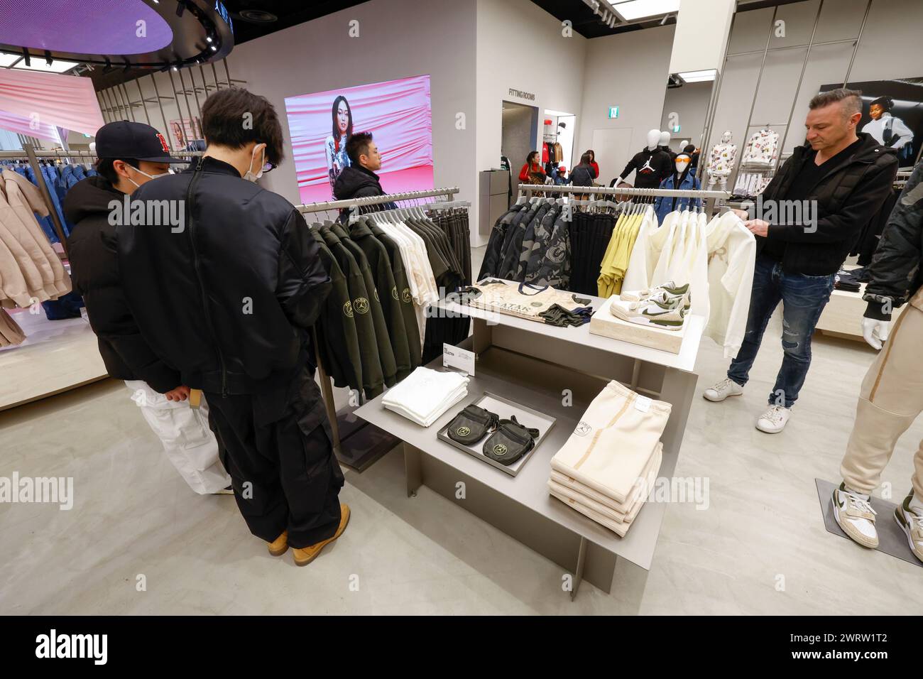 JORDAN WORLD OF FLIGHT SHIBUYA STORE TOKYO Stock Photo - Alamy