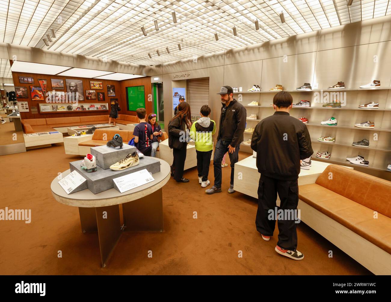 Michael jordan personal items hi-res stock photography and images - Alamy