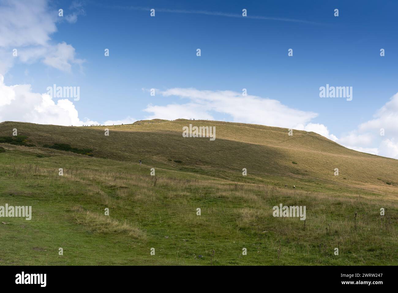 Rugged landscape of limestone near Castleton and Winnats Pass, Mam Tor ...
