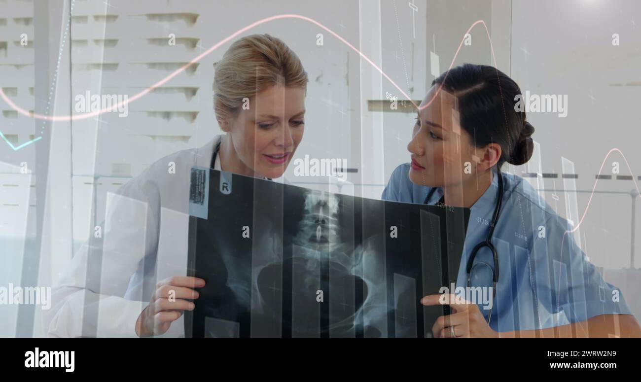 Virtual connected staff hi-res stock photography and images - Alamy