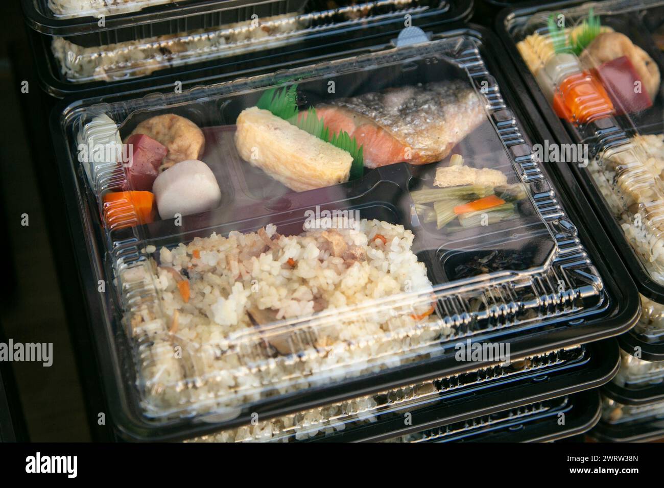 Meat bento hi-res stock photography and images - Alamy