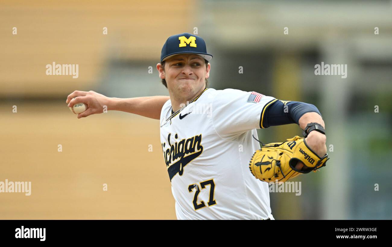 Michigan pitcher Dylan Vigue (27) during an NCAA baseball game on ...