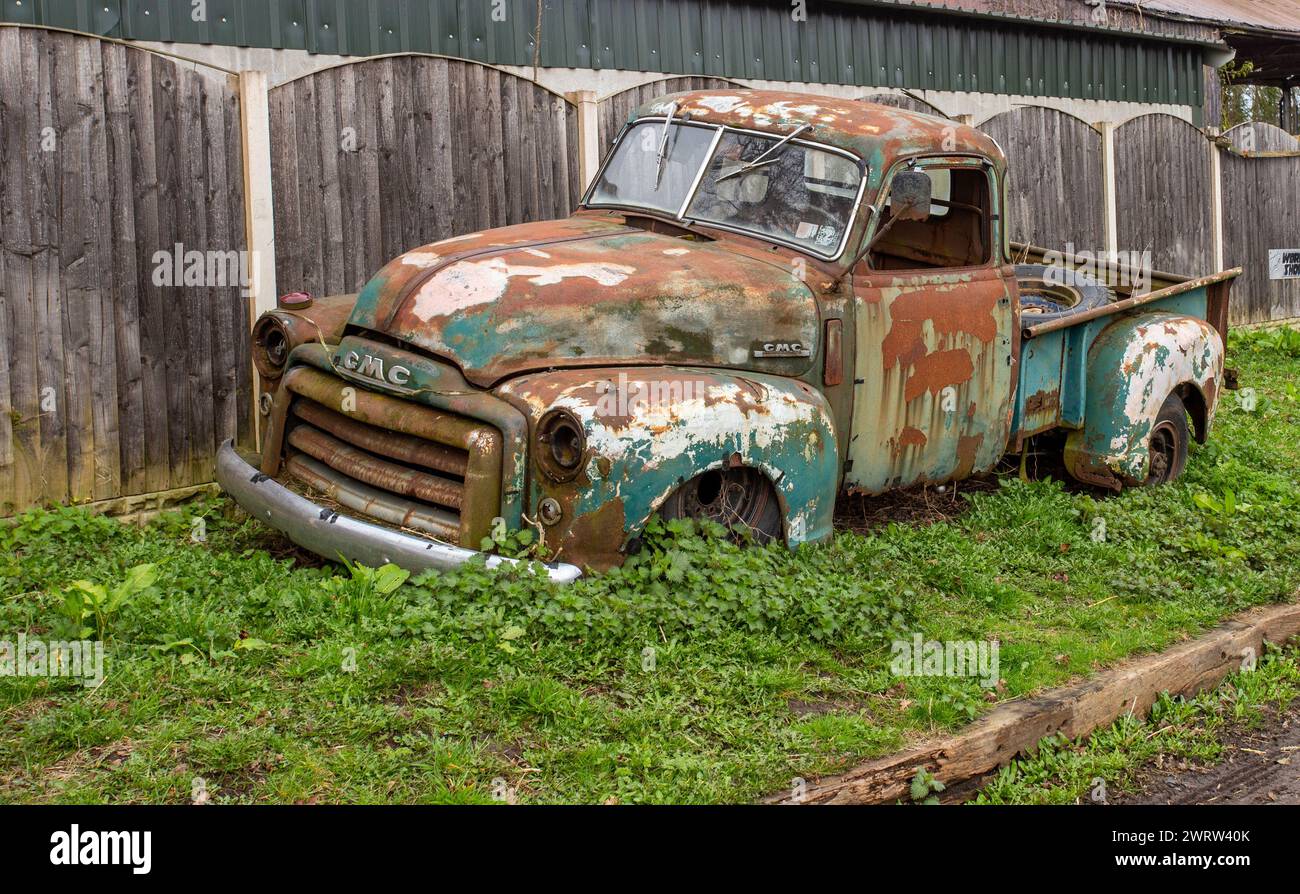 Old abandoned 1940s General Motors Company GMC pick up truck at a ...