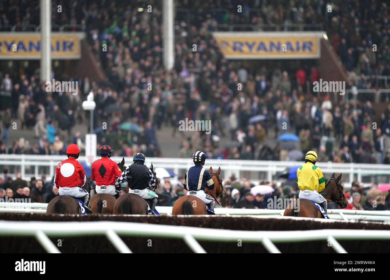 Cheltenham festival 2024 start hi-res stock photography and images - Alamy