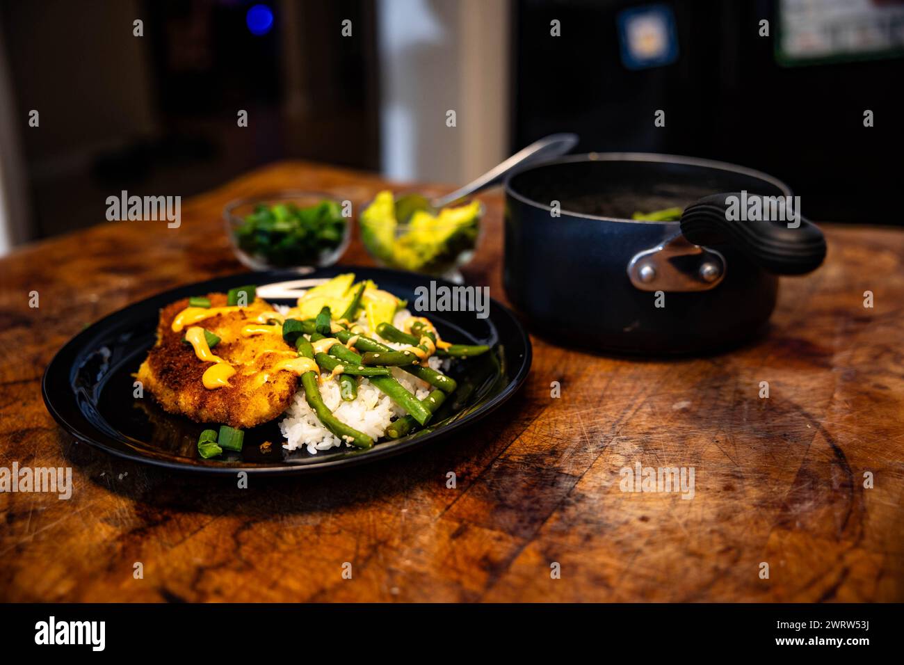 Two plates with food hi-res stock photography and images - Alamy