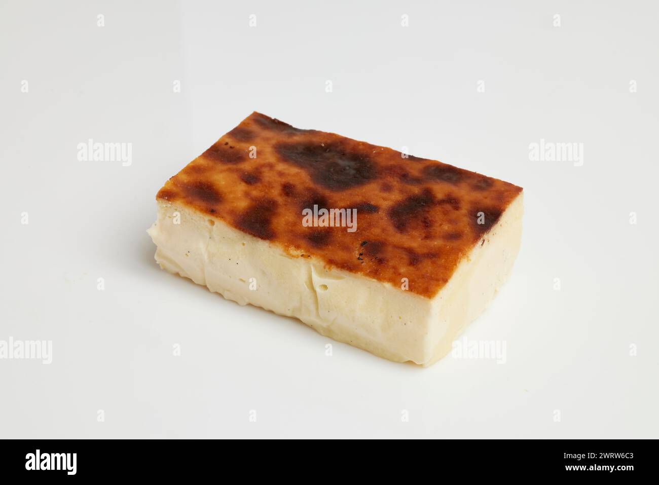 Flan dessert hi-res stock photography and images - Alamy