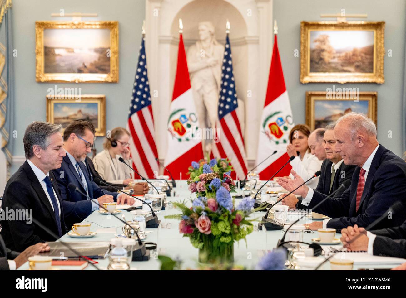 Secretary of State Antony Blinken, left, meets with Peru Foreign ...