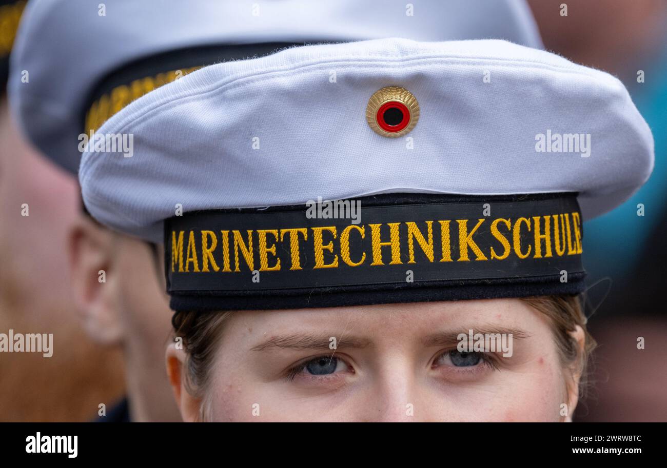 Stralsund, Germany. 14th Mar, 2024. Bundeswehr recruits stand in the ...