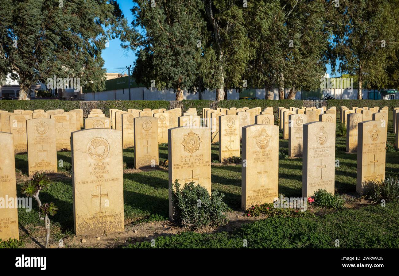 African cemetery hi-res stock photography and images - Alamy