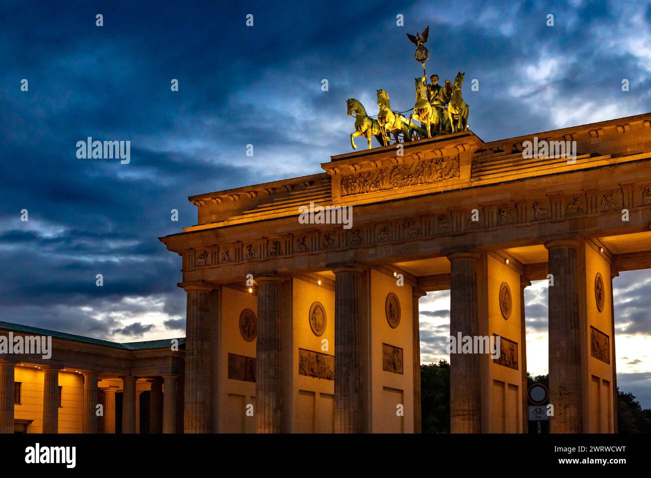 September 2022 -Brandenburg Gat 18th-century gate & landmark with Doric ...