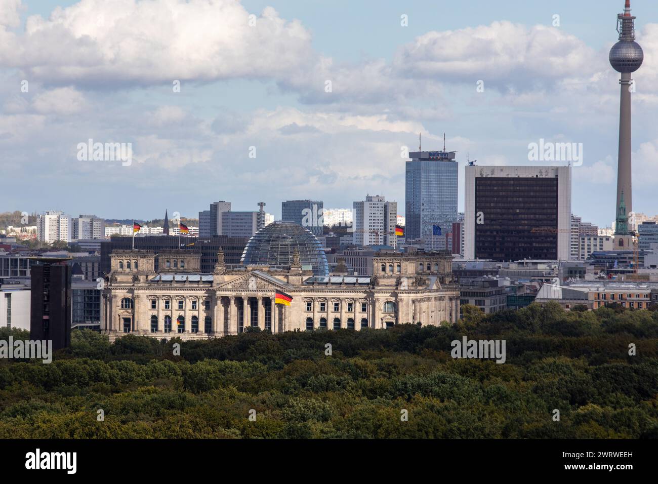 September 2022 - Reichstag, Neo-Renaissance parliament building topped ...