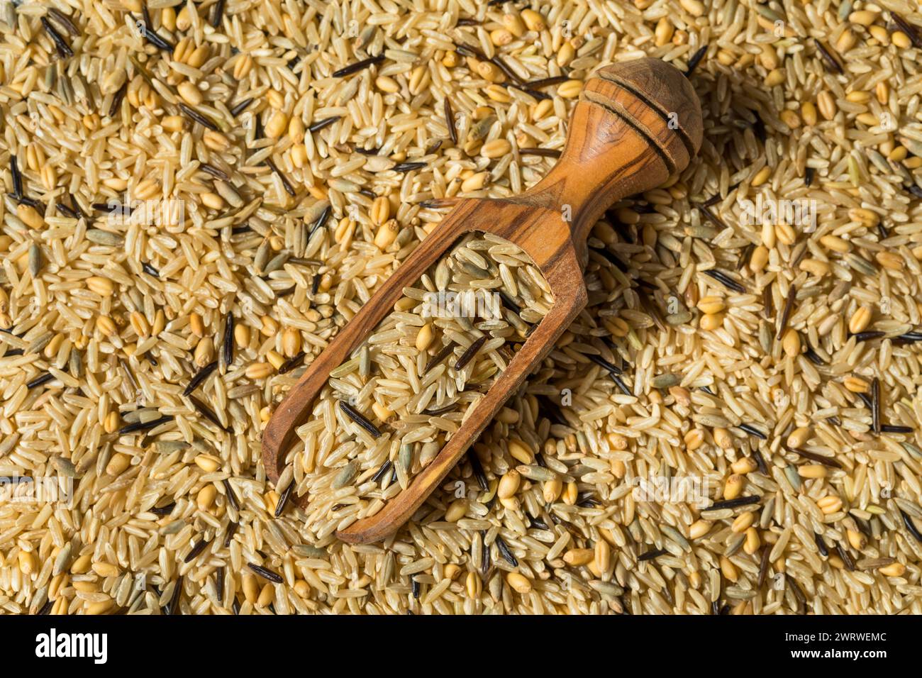 Dry wild rice hi-res stock photography and images - Alamy