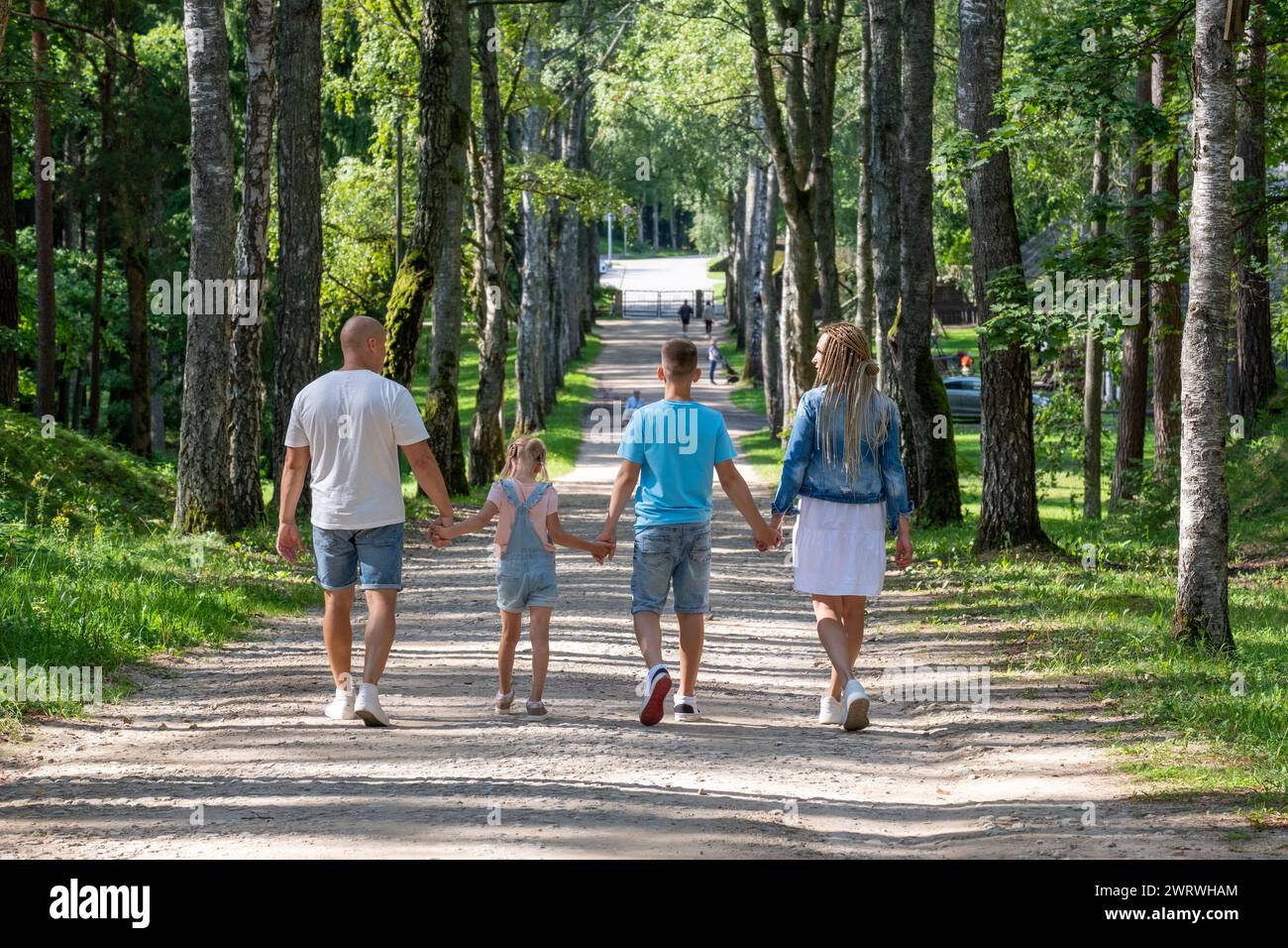 Perfect siblings hi-res stock photography and images - Alamy