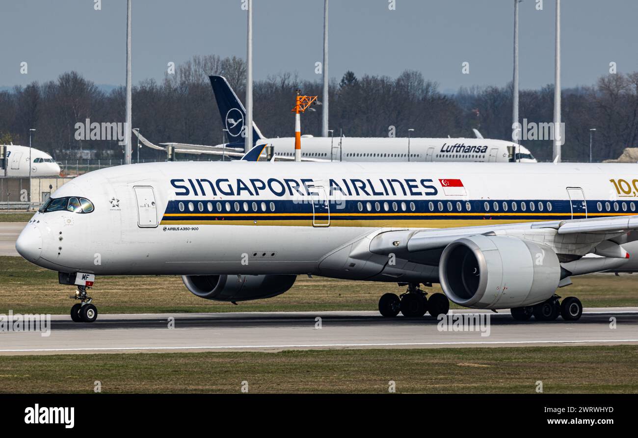 Ein Airbus A350-941 von Singapore Airlines startet von der Südbahn des ...