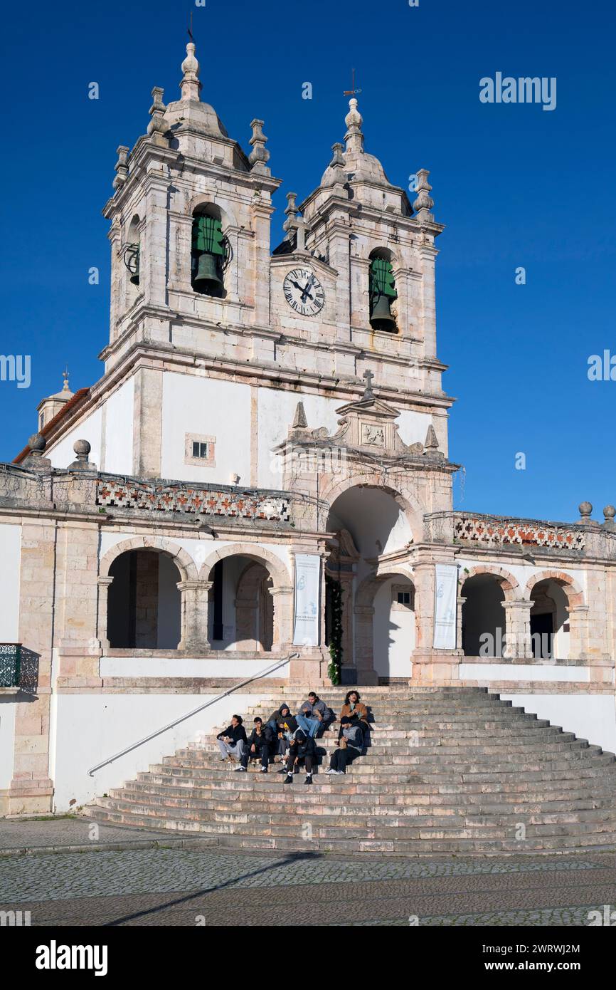 Santuario de nossa senhora da nazare hi-res stock photography and ...