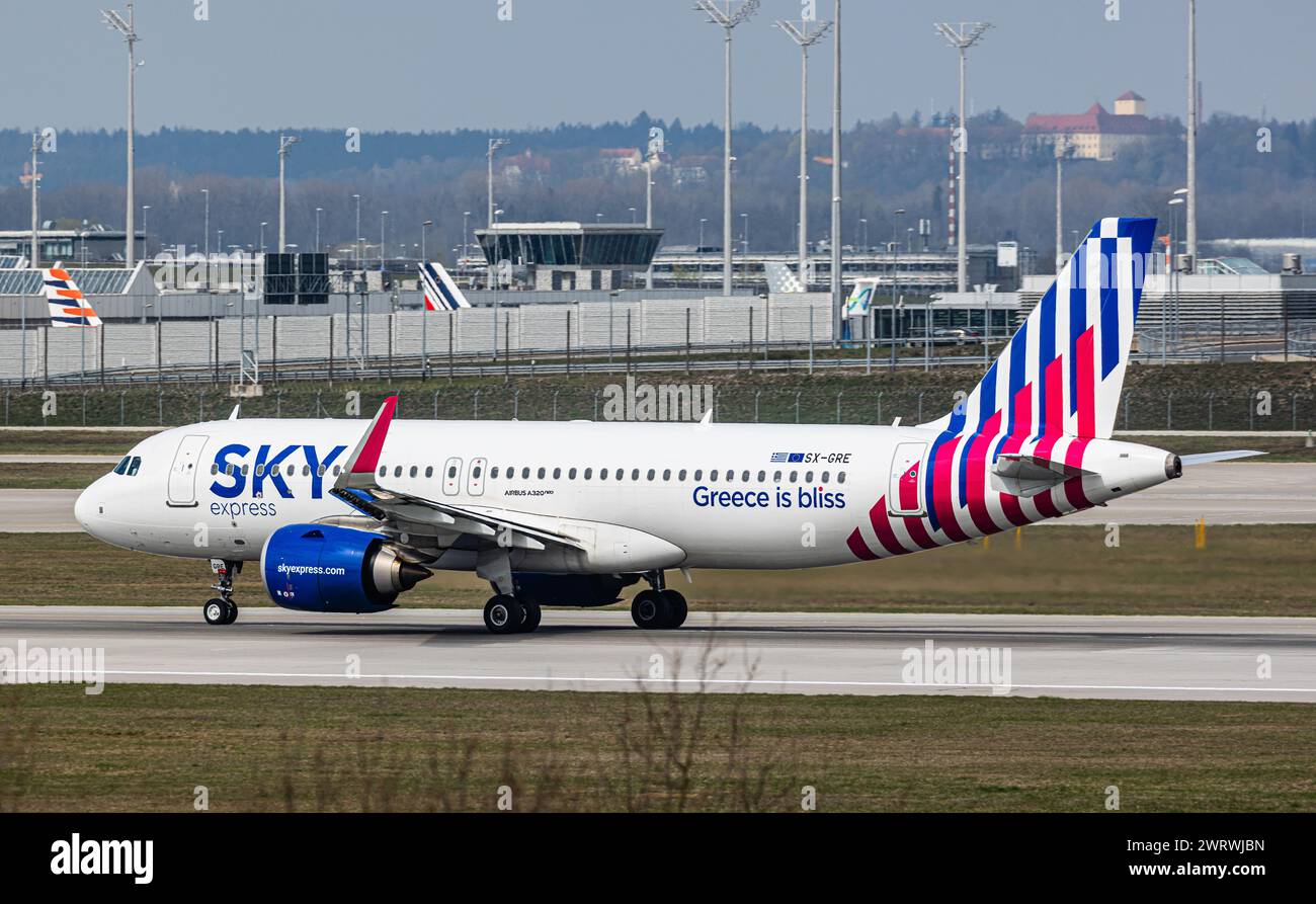 Airbus a320neo greece hi-res stock photography and images - Alamy