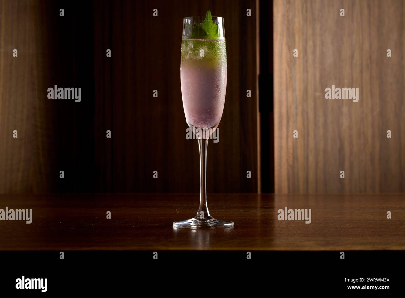 High end craft cocktail hi-res stock photography and images - Alamy