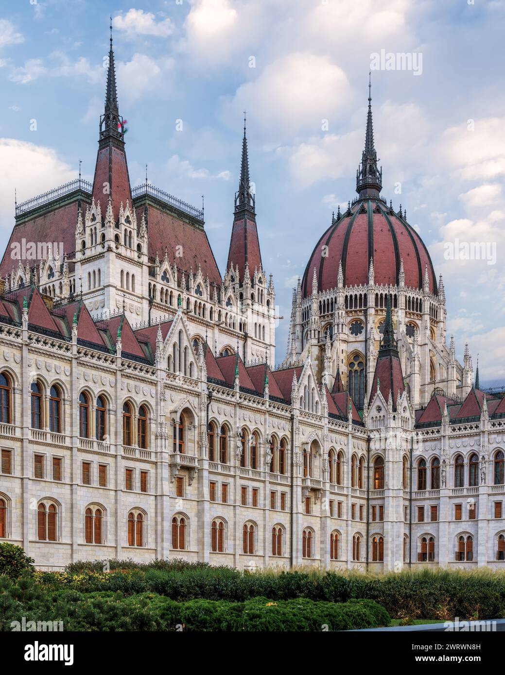 Close up hungarian parliament building hi-res stock photography and ...