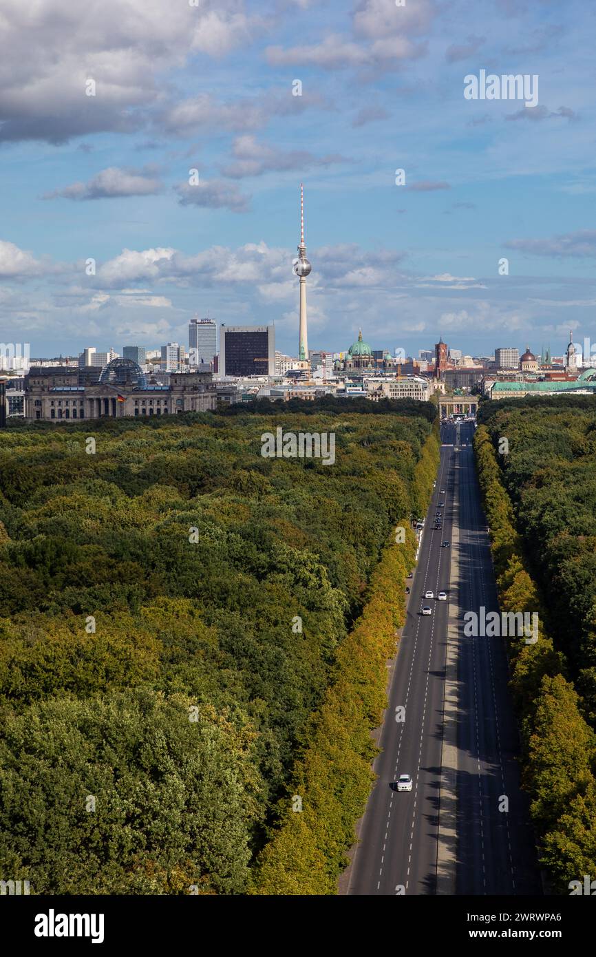 September 2022 - Reichstag, Neo-Renaissance parliament building topped ...