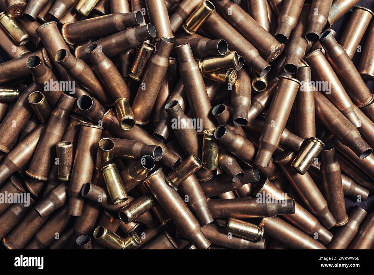 Copper colored round hi-res stock photography and images - Alamy